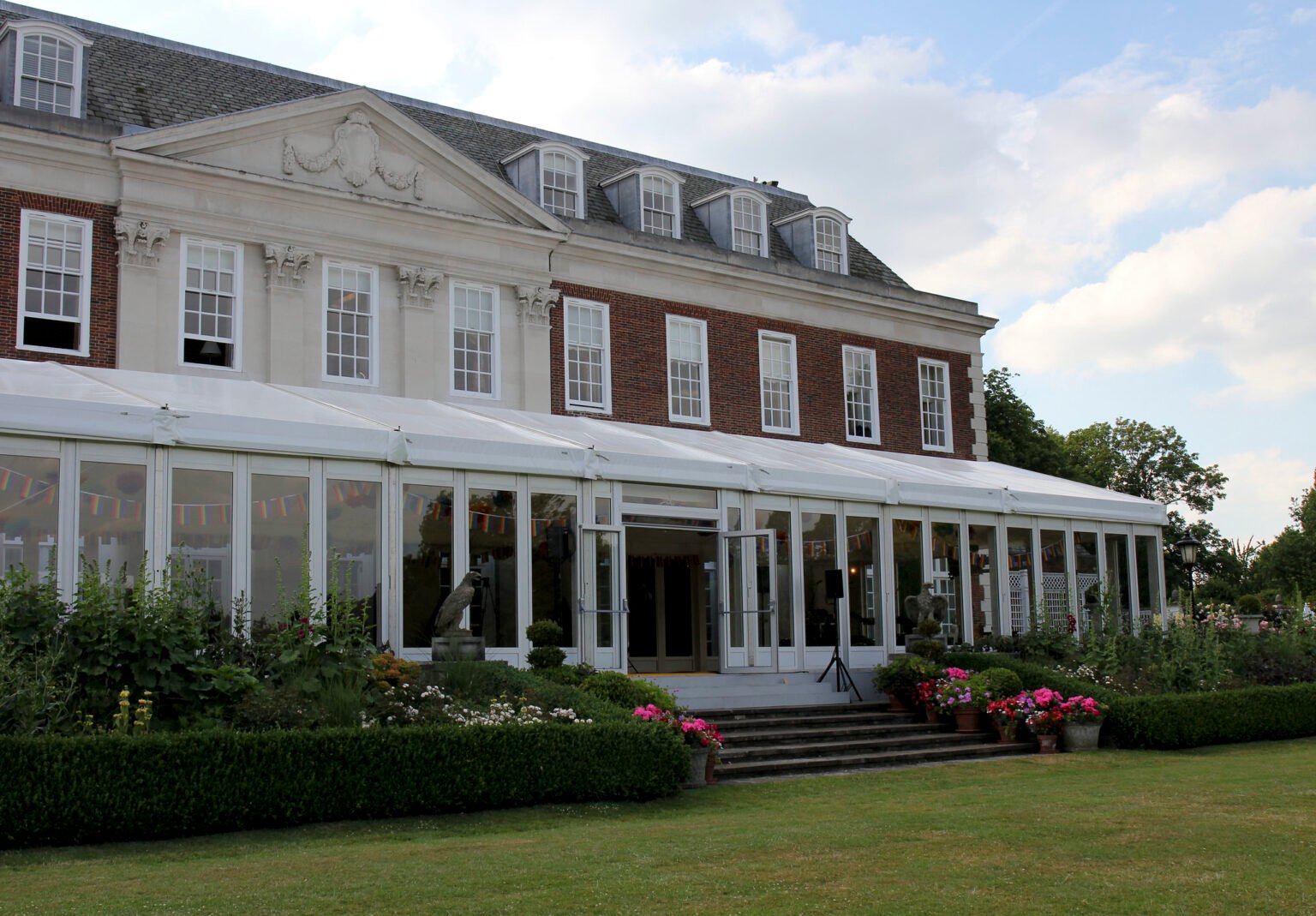 Winfield House London: What We Know of the US President’s Unofficial ...